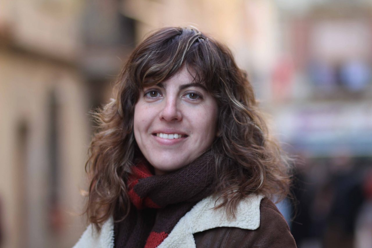 Laura Fernández - Escritora y periodista cultural - Fotografía de Ana ...